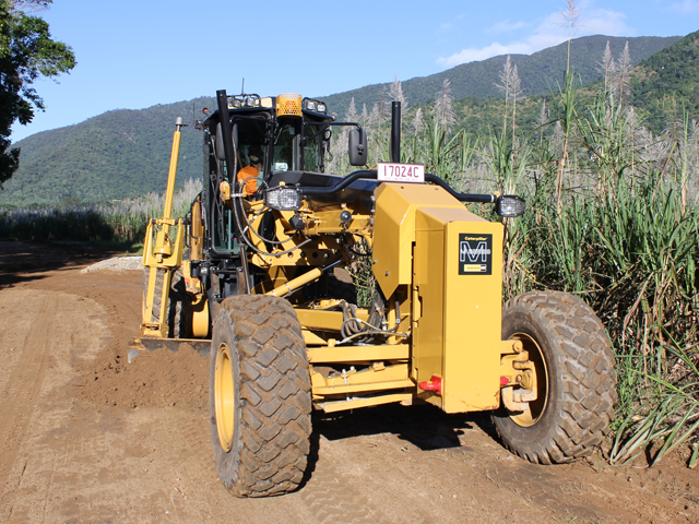 Terranovus - Earthworks Cairns - 140M Grader